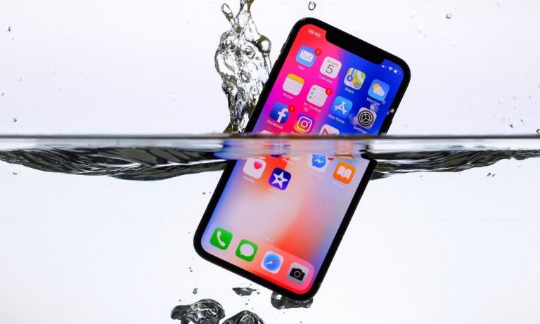 What To Do When Your Phone Gets Water Damage? | iFoneRepair – Phone ...